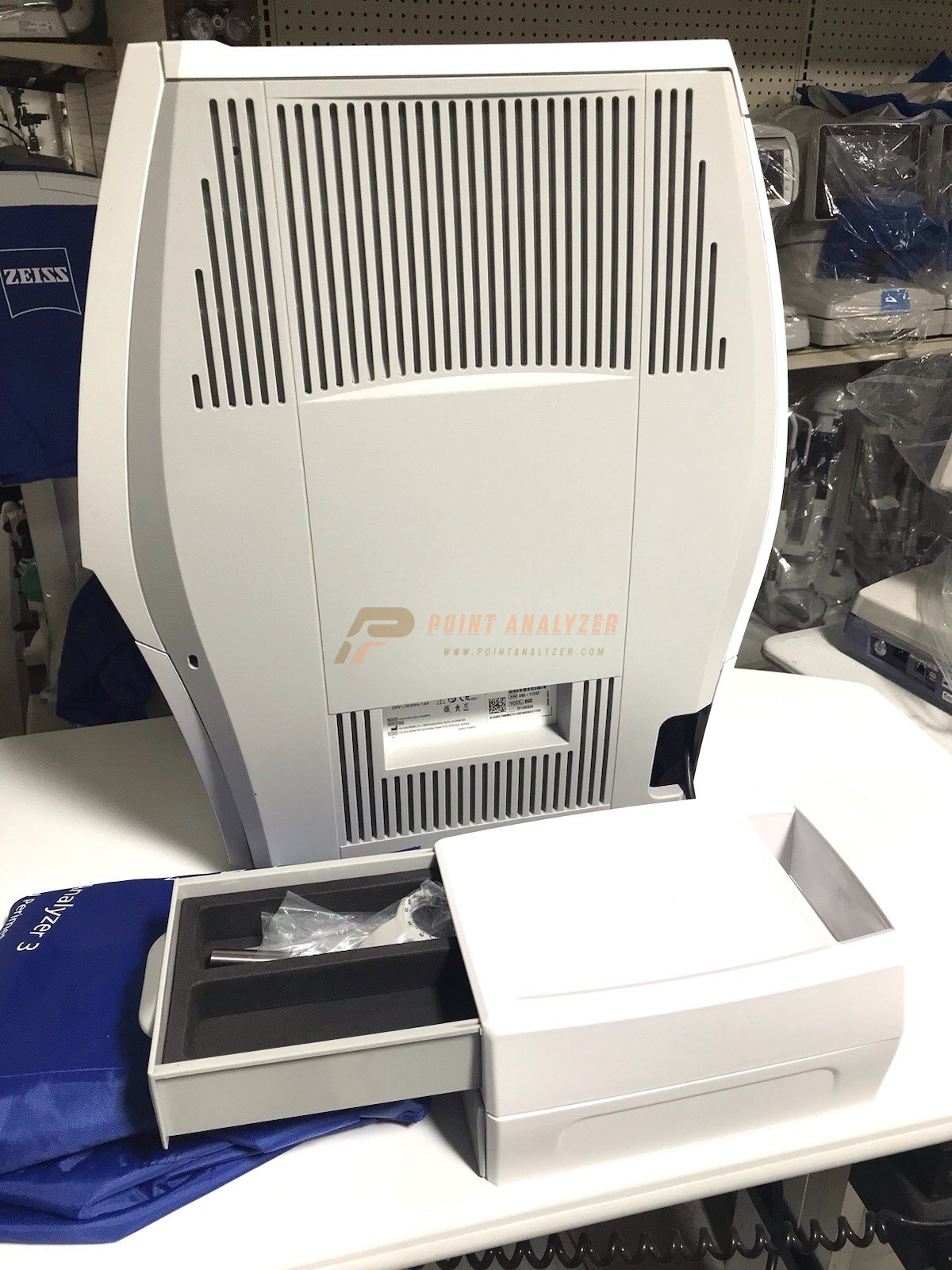 Zeiss HFA 860 Visual Field Analyzer W Electrical Table - Point Analyzer